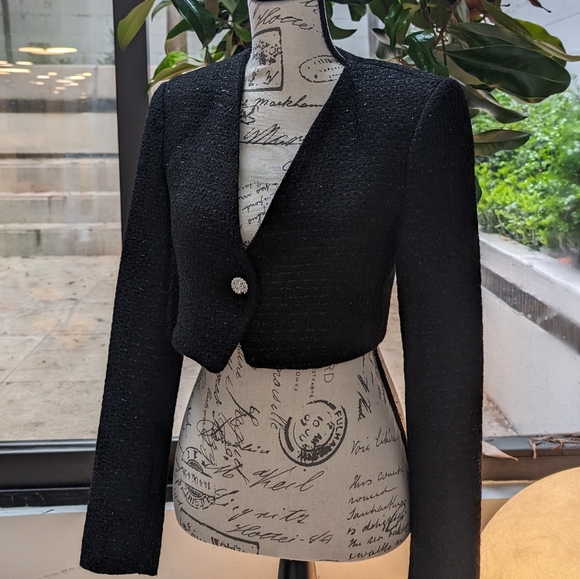 Zara | Jackets & Coats | Zara Short Blazer | Poshmark